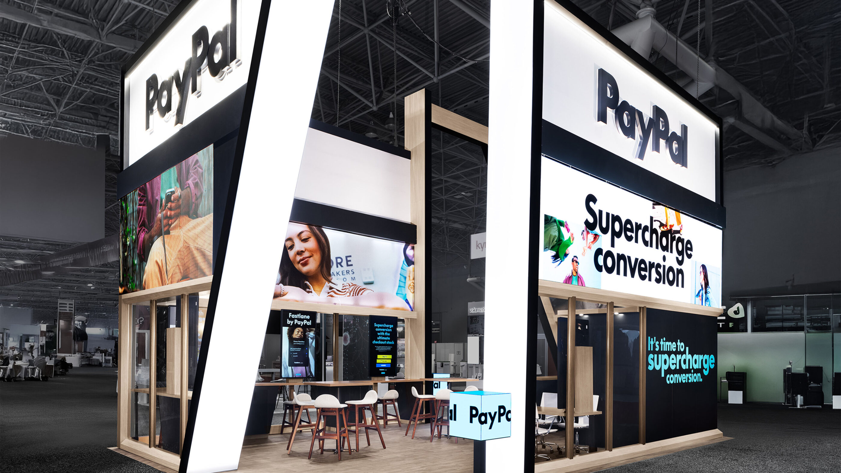 PayPal - 3D Exhibits